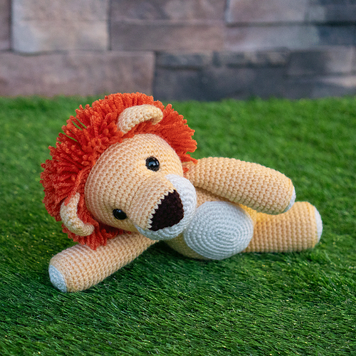 Ravelry: Laurence the Lion pattern by Jess Huff