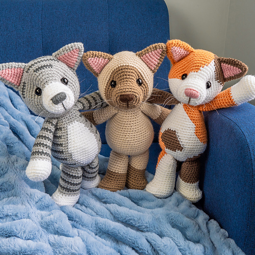 Ravelry: Sophie the Siamese Cat pattern by Jess Huff