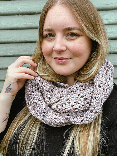 Ravelry: Almanac Cowl pattern by Rachael Mason