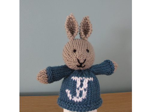 Ravelry: bunny egg cosy pattern by Julie Williams