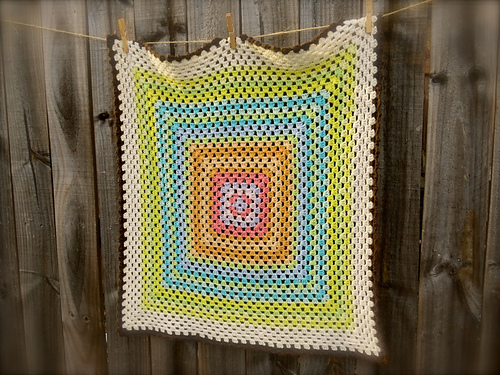 Ravelry: Traditional Granny Square pattern by Donna Higgins