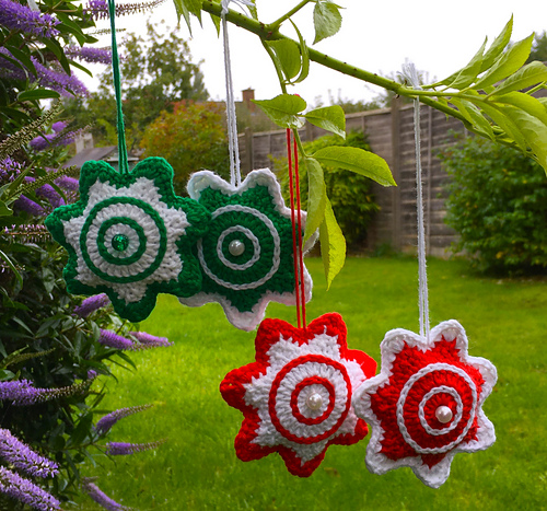 Ravelry: Christmas star bauble II pattern by Hila Lifshitz