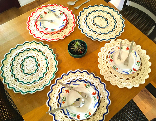 Ravelry: Oval placemat pattern by Hila Lifshitz