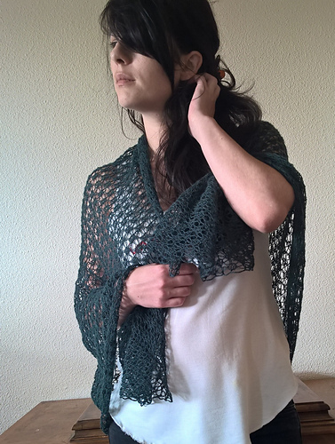 Ravelry: Golda pattern by Hélène Magdo