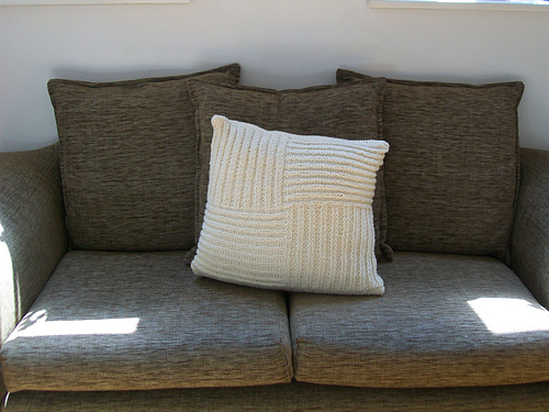 Ravelry: Four-Square Checker Board Cushion Cover pattern by Helen Frost