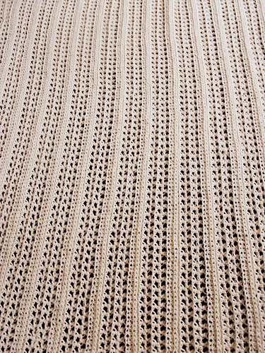 Ravelry: Lacy Lattice Baby Blanket pattern by Lisa van Klaveren