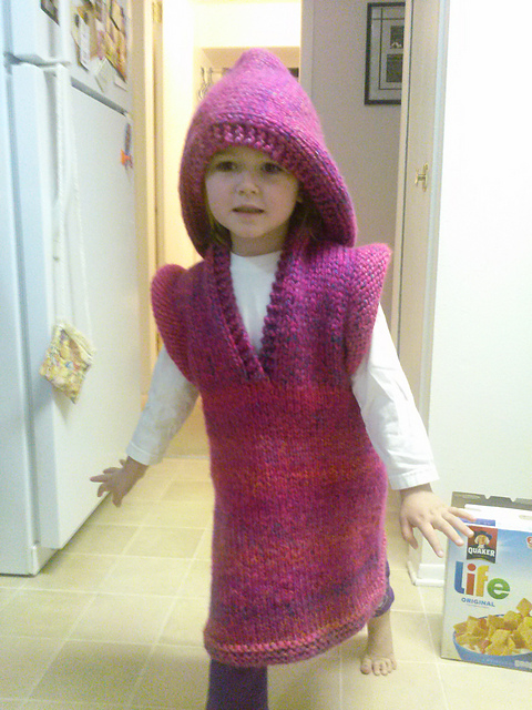 Ravelry: Pebbles Hooded Dress pattern by Alba Cabrera