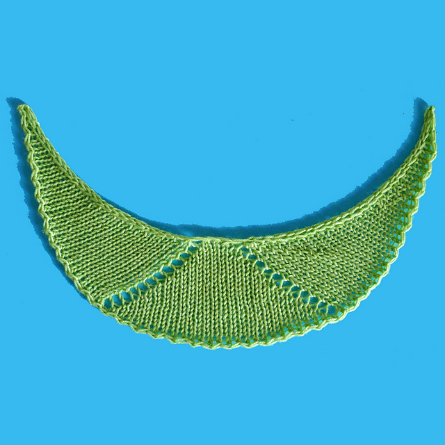 Ravelry: Four Unequal Wedge Crescent pattern by Holly Chayes