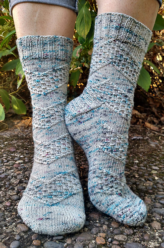 Nervous Knitting : r/knitting