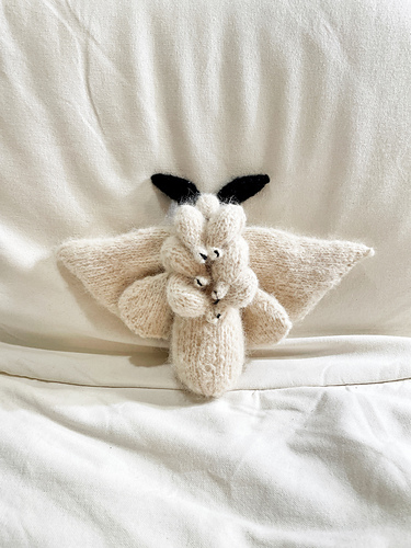 Ravelry: cute silk moth pattern by Yu Jeong