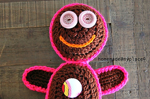 Ravelry: Gingerbread man Softie pattern by Alessandra Poggiagliolmi