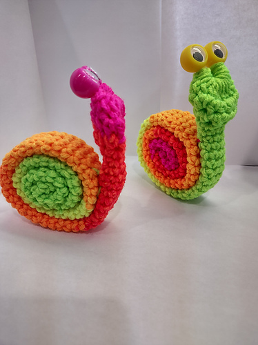Ravelry: Googly eye snails pattern by Tara womack