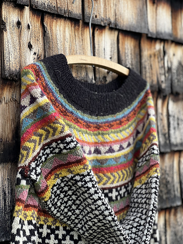 Ravelry: Cadence pattern by Sophie Ochera