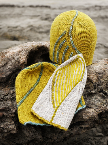 Ravelry: Penchant pattern by Hunter Hammersen