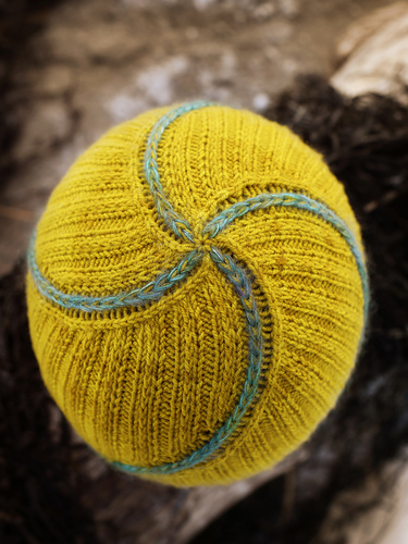 Ravelry: Penchant pattern by Hunter Hammersen