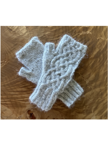 Ravelry: Celtic Saxon Fingerless Mitts pattern by Heather U. Price