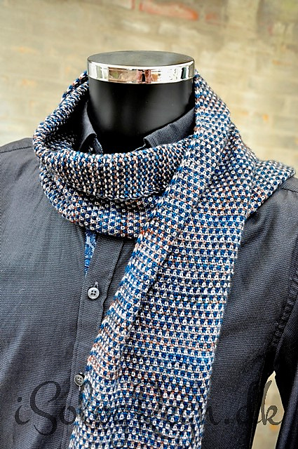 Ravelry: The Noble Scarf pattern by Marie-Louise Veber Paustian