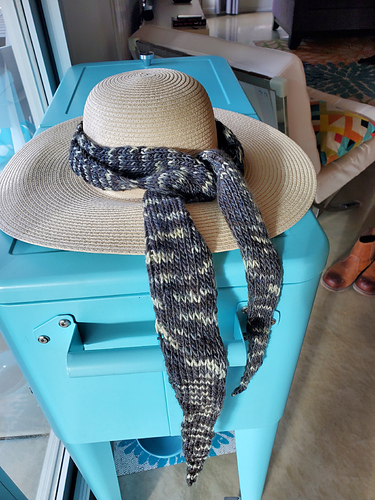 Ravelry: My Trendy Little Scarf pattern by Isabelle Duchatelle