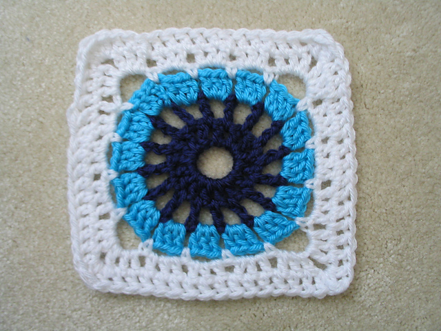 Ravelry: Wagon Wheel Square pattern by The Crochet Collection