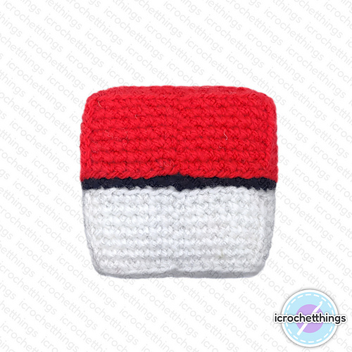 Ravelry: Pokeball Block Amigurumi pattern by i crochet things