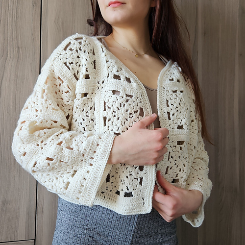Ravelry: Snowflake cardigan pattern by Izabela Firlová