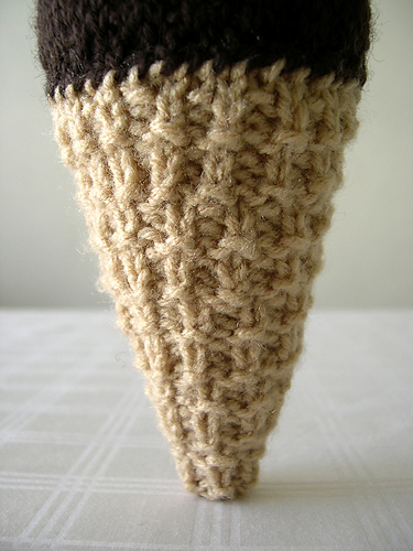 Ravelry: Scooped pattern by Marcie Nishioka