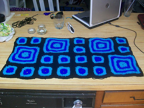 Ravelry: illbeinmybook's 3 colored babette
