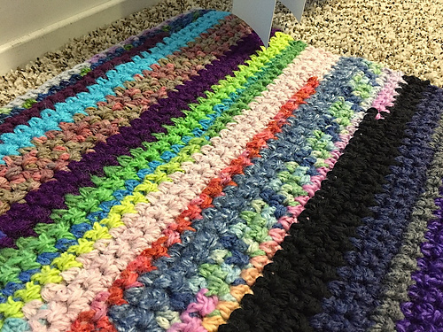 Ravelry: Fugly Scrap Rug pattern by Sara Leighton