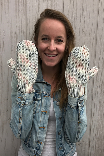 Ravelry: Cora Mittens pattern by Courtney A. Clark