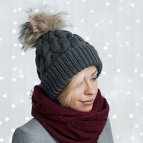 Ravelry: Interwound Hat pattern by Olice Svinyin