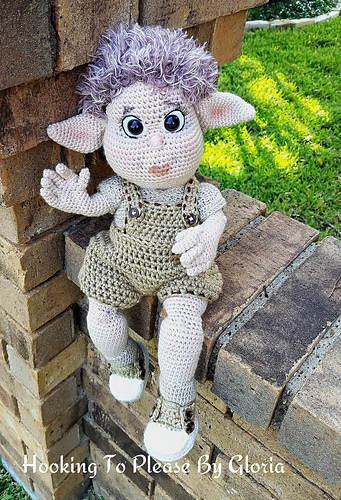 Ravelry: Elfie Doll pattern by Gloria Sustaita