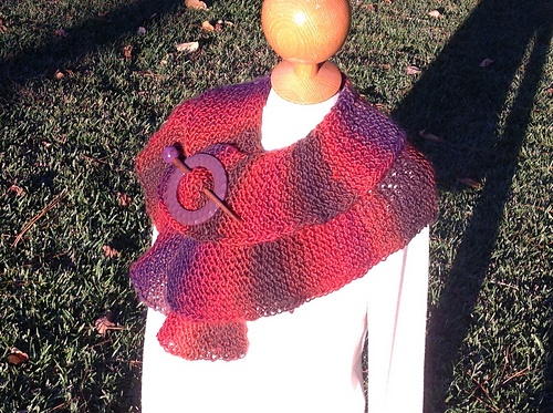 Ravelry: Ruffled Wrap pattern by Ing-credible Threads Designs