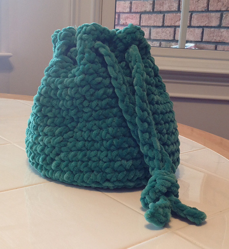 Ravelry: Easy Project Bag pattern by Ing-credible Threads Designs