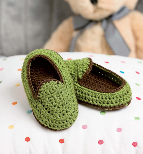 Ravelry: Pea Pod Slider Slippers pattern by Robyn Chachula