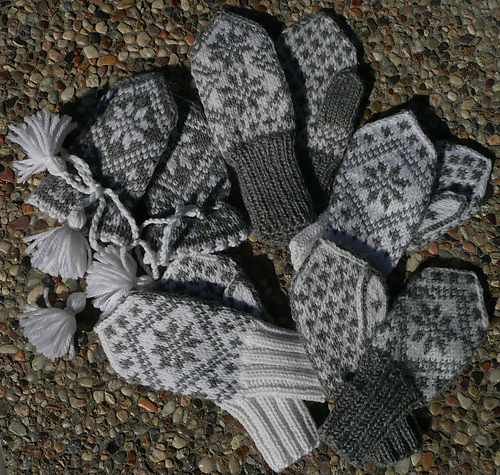 Ravelry: Child Mitten - Traditional pattern pattern by Randi K Design