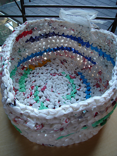 Ravelry: Round Plastic Bag Tote pattern by Marlo D. Cairns
