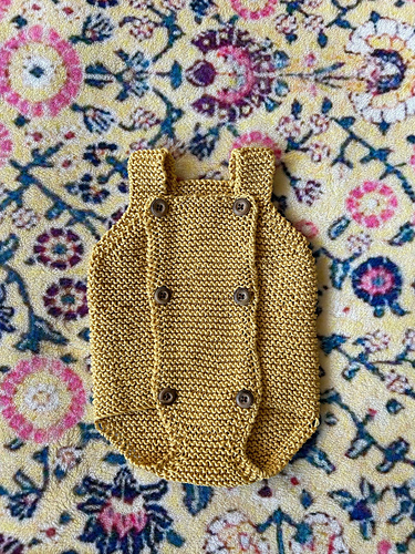 Ravelry: BUTTON-UP Baby Romper pattern by Marta Porcel