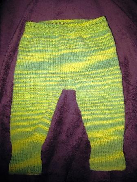 Ravelry: Leine baby – sparkebukse med seler pattern by Randi Stoltz