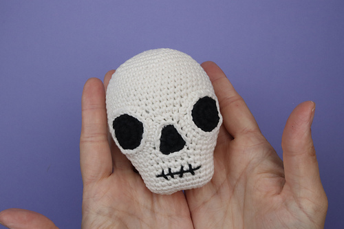 Ravelry: Crochet Skull pattern by Irene Strange