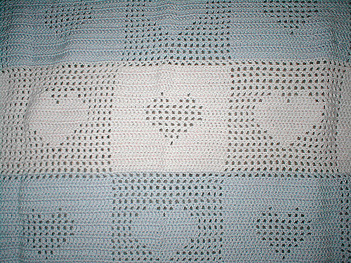 Ravelry: Filet Hearts pattern by Laurie Halama