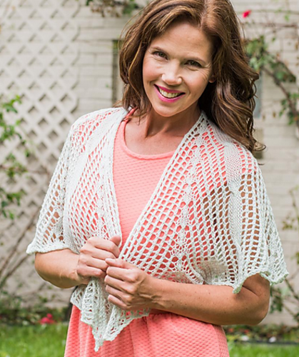 Ravelry: Mint Trellis Shawl Kit pattern by Iris Schreier