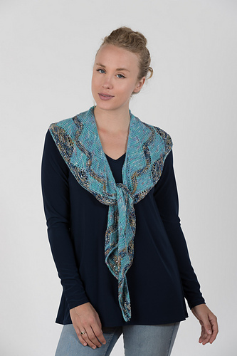 Ravelry: Royal Curves Scarf pattern by Iris Schreier
