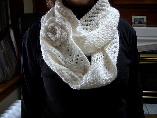 Ravelry: Lattice Lace Infinity Scarf pattern by Eileen Vito