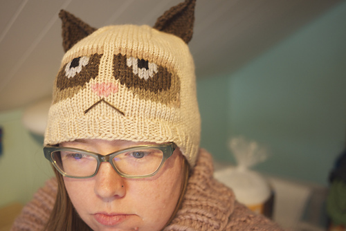 Ravelry: Grumpy Hat - Hat with Tardar Sauce, the Grumpy Cat's face ...