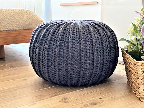 Ravelry: Super Chunky Crochet Pouf pattern by isWoolish