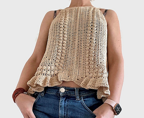 Ravelry: Liv Granny Square Adults Top pattern by isWoolish