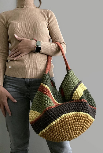 Ravelry: Multicolor Bag in Wool pattern by isWoolish