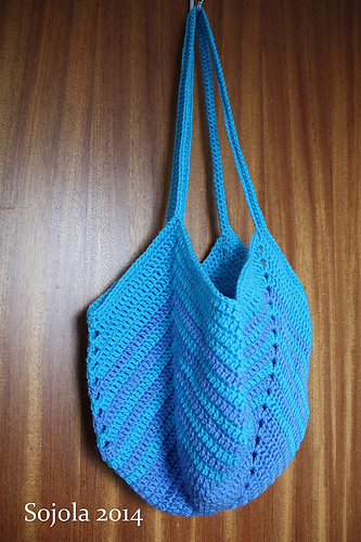 Ravelry: Solid Granny Square Bottom Bag pattern by Crochet with Clare