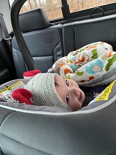 Ravelry: iswimlikeafish's Bearly Bonnet
