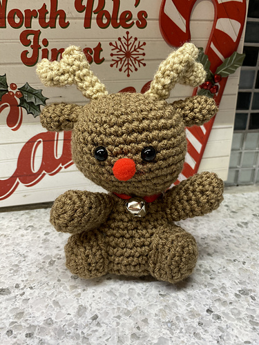 Ravelry: Christmas Tree Deer pattern by Anna Helén